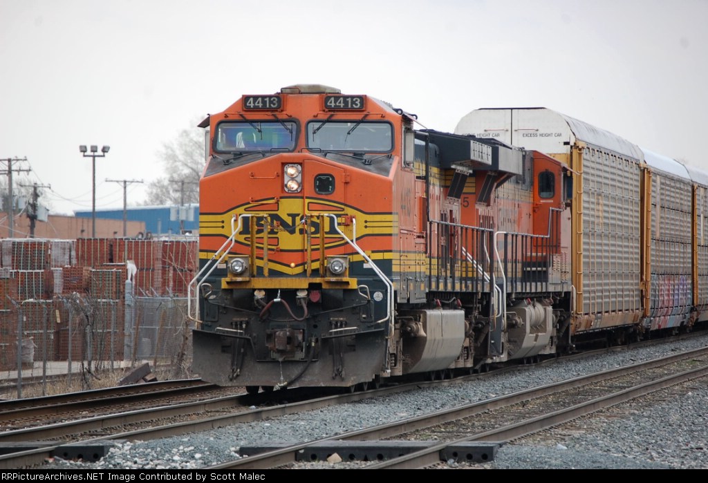 BNSF 4413 & 7445